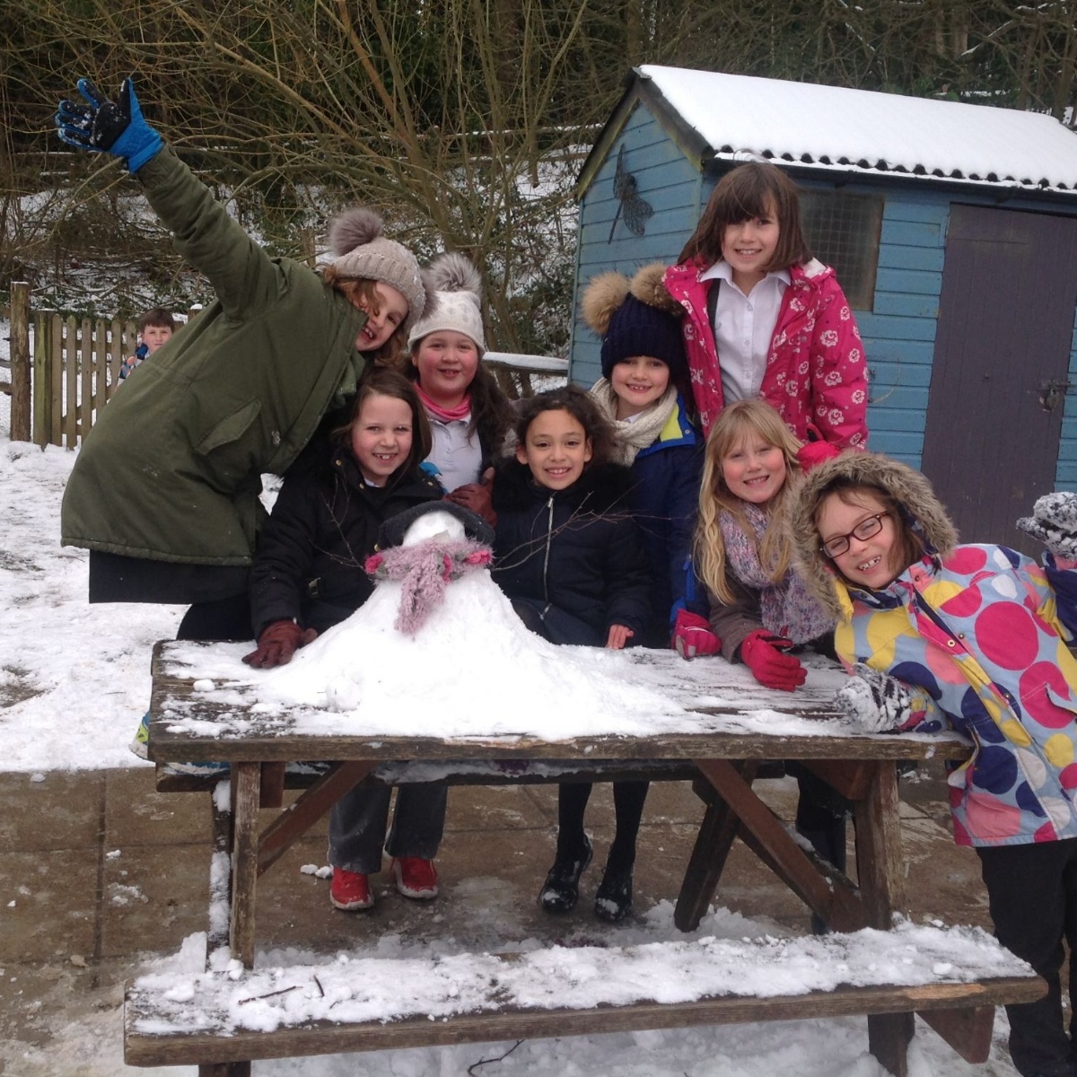 Shottermill Junior School - Snow Break!